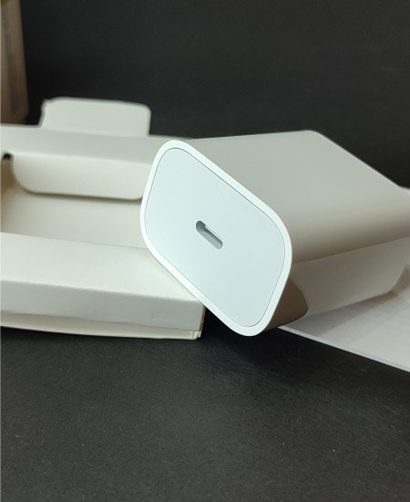 Apple 20W USB-C Power Adapter A2305 – alibhaiya.com