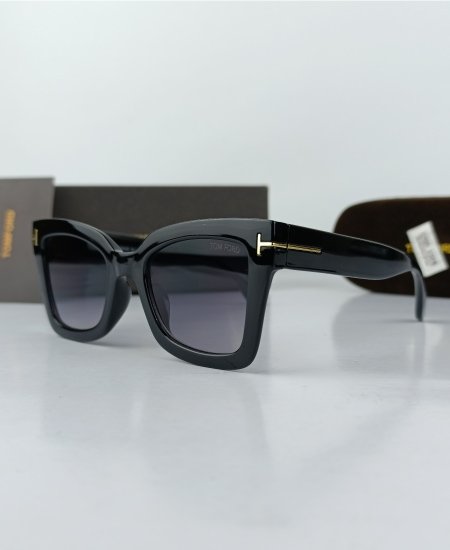 Tom Ford Cat Eye Sunglasses Black - alibhaiya.com